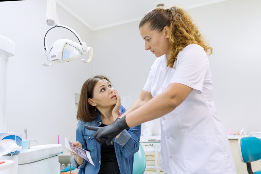 Seeing An Endodontist About A Severe Cavity | El Paso, TX